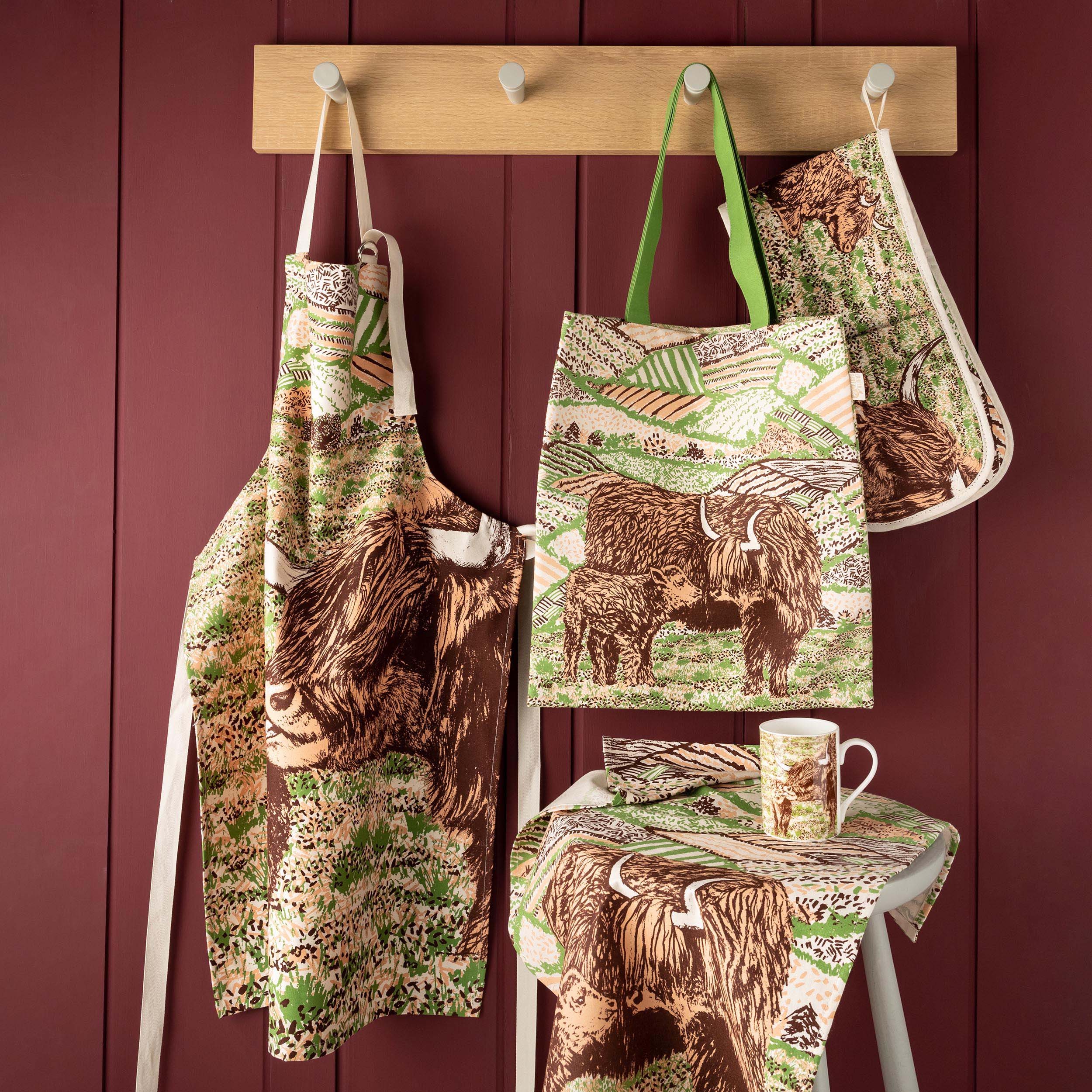 Highland Cow Love Oven Gloves | Kitchenware by Cherith Harrison